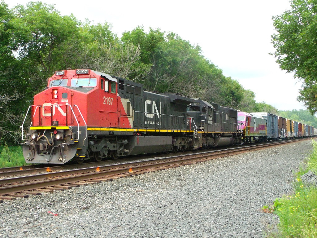 CN-IC-MBTA Lash Up